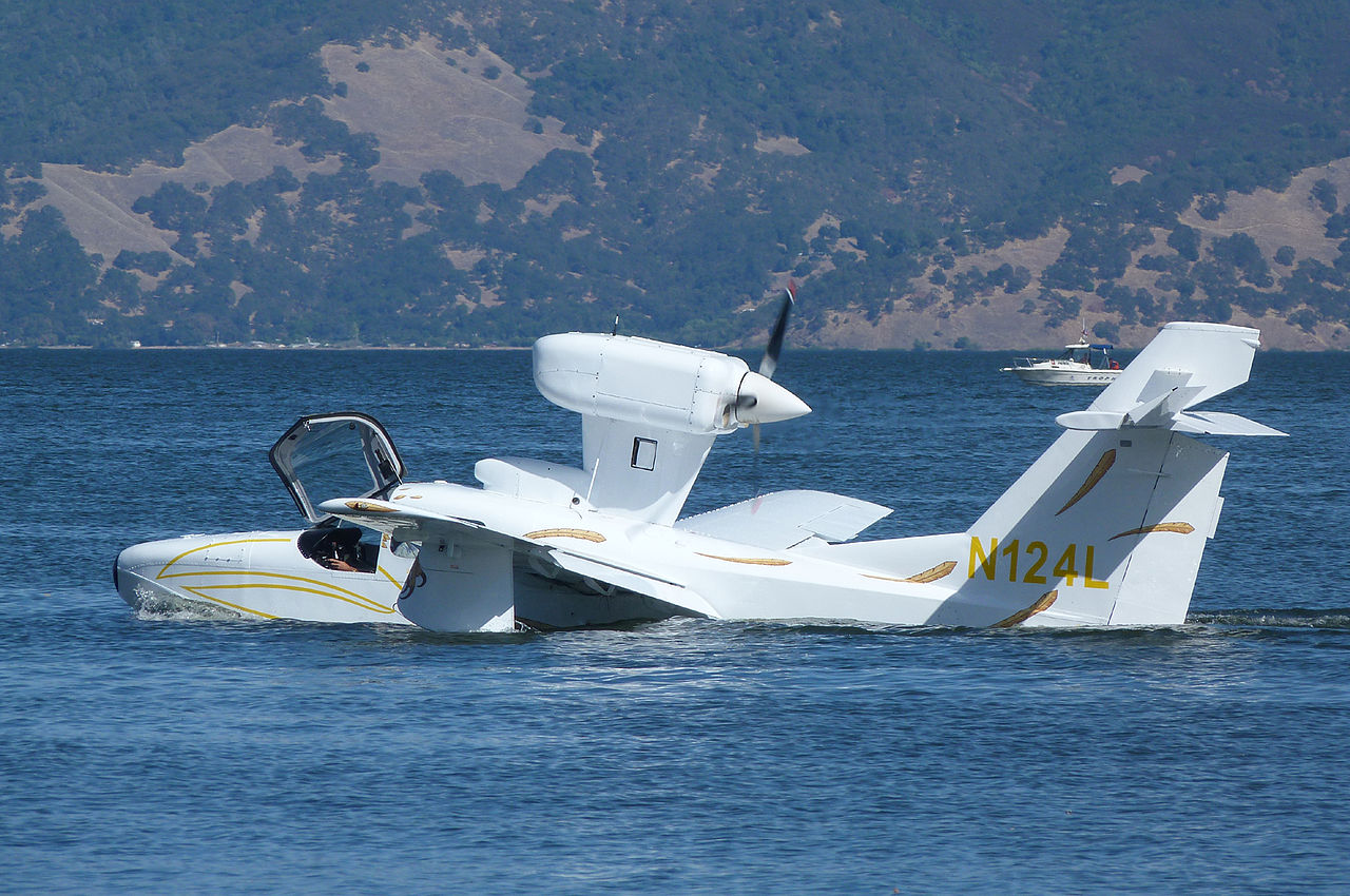 Lake Buccaneer et Republic Seabee, les amphibies de tourisme ...
