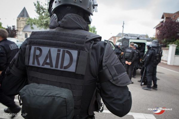Les policiers du RAID en pointe en matière de drones ...