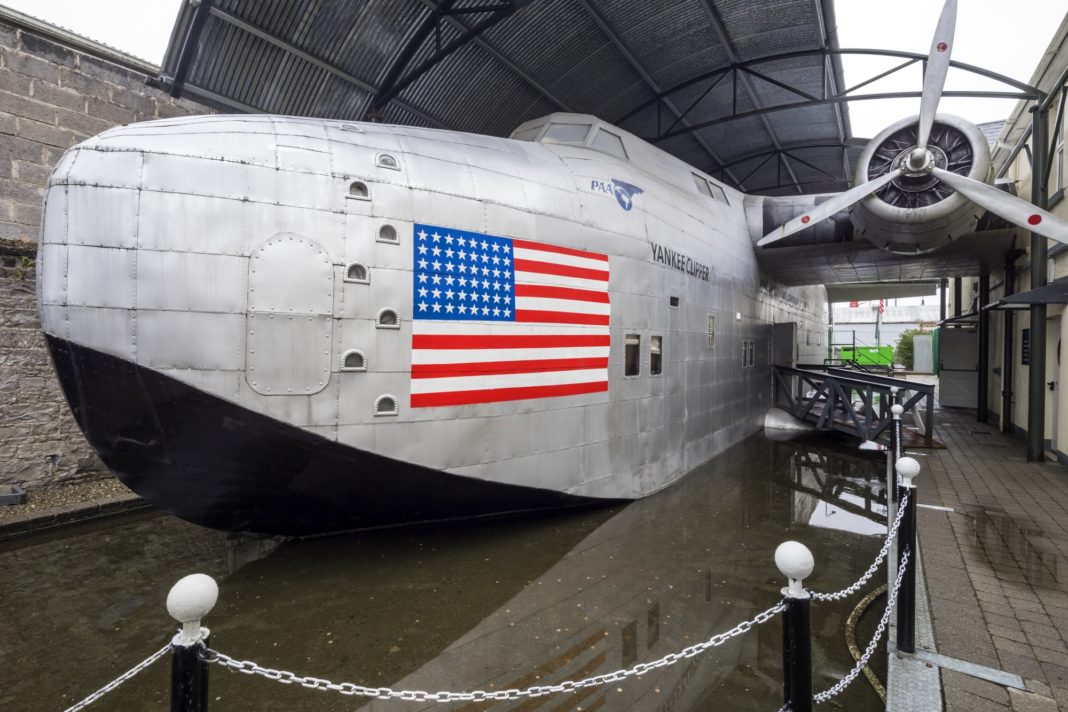 Foynes Flying Boat & Maritime Museum - Foynes, Irlande — Reportage ...