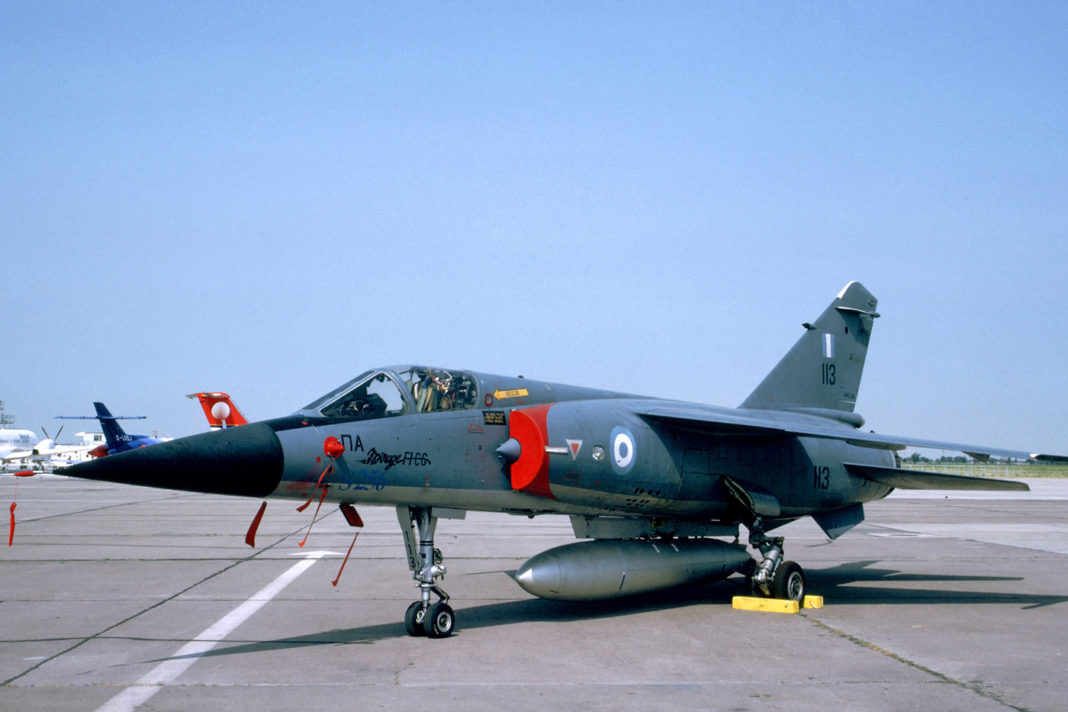 Le Mirage F1 dans tous ses états ! — Dossier avionslegendaires.net