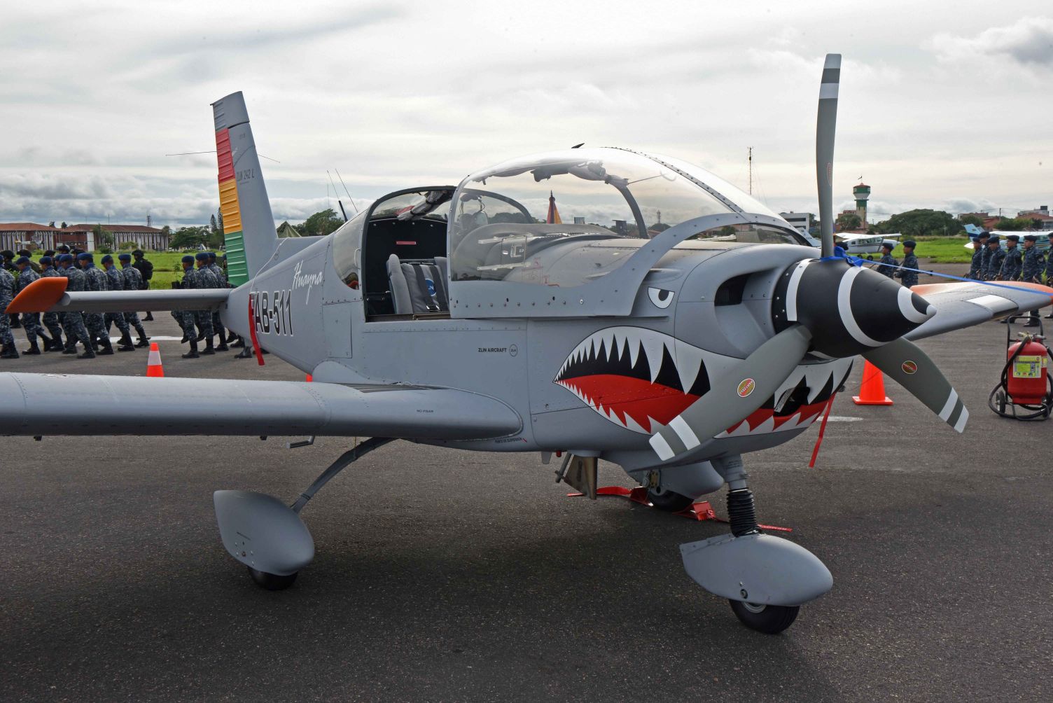 Les aéronefs de la Fuerza Aérea Boliviana en 2016 et en images ...