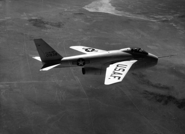 Bell - Constructeur — avionslegendaires.net