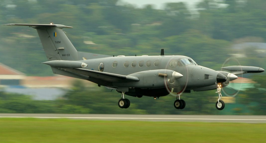 Les avions et hélicos de la TUDM (Malaisie) en 2017 et en images ...