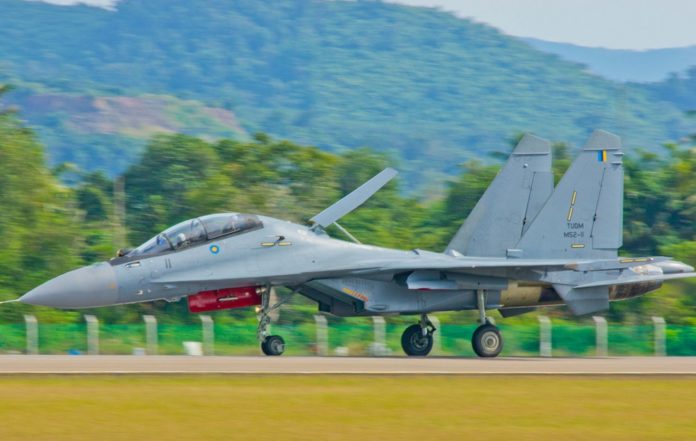 Les avions et hélicos de la TUDM (Malaisie) en 2017 et en images ...