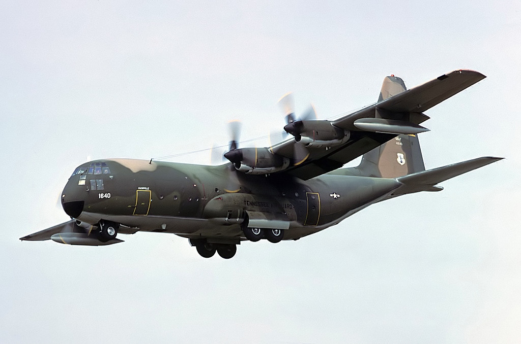 Lockheed C-130A, l'Hercules au nez romain — avionslegendaires.net