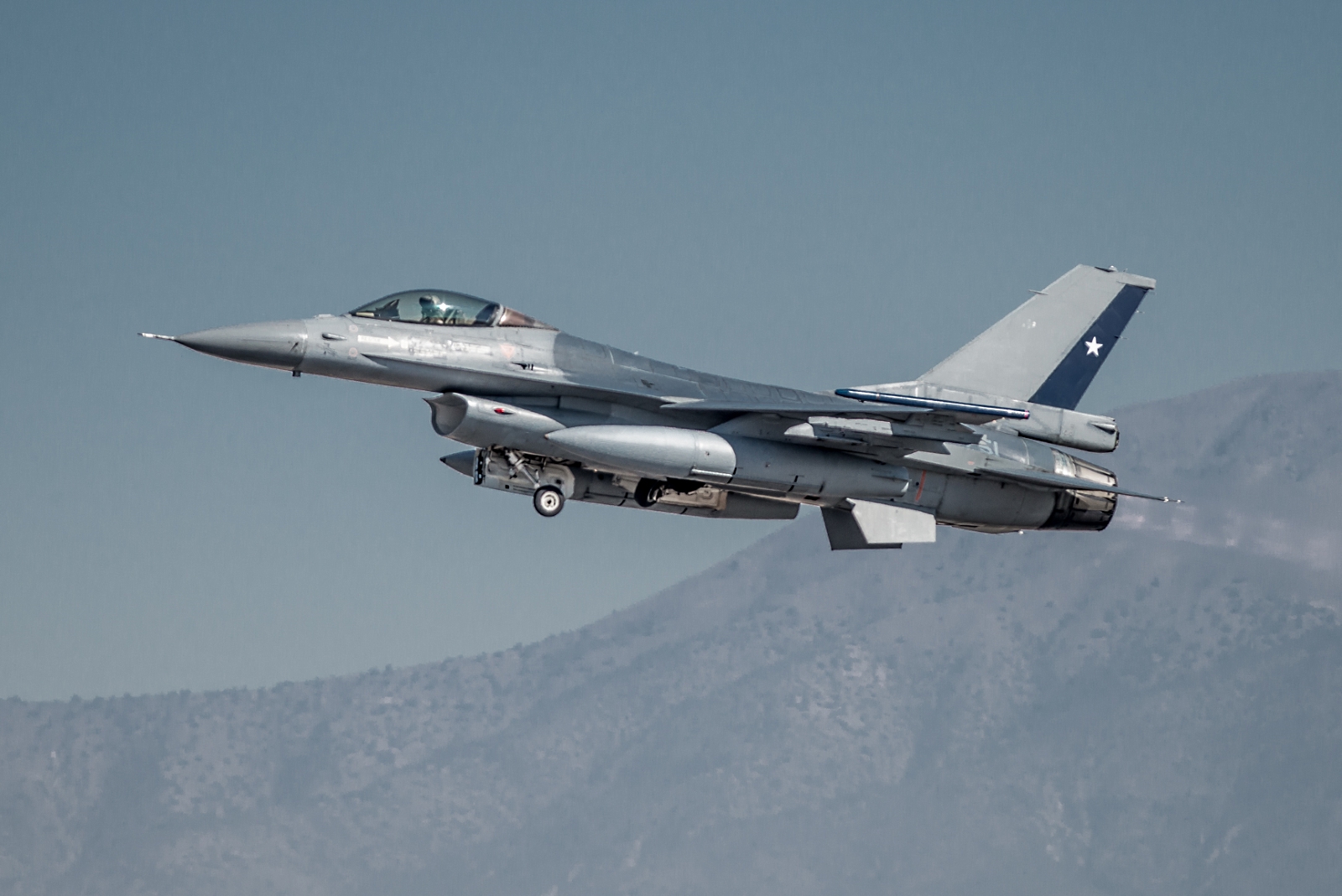 Le parc aérien de l'US Army en 2016 et en images — avionslegendaires.net