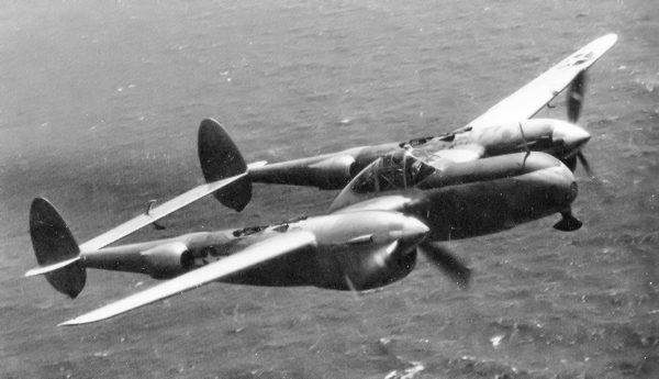 Lockheed F-4 / F-5 Lightning — avionslegendaires.net