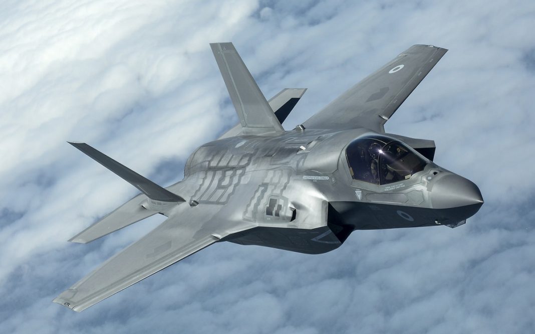 Le Lockheed-Martin F-35B Lightning II déclaré opérationnel dans la RAF ...
