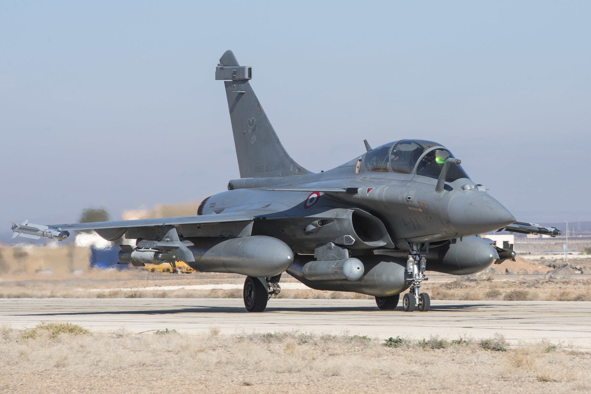 Retour sur les frappes des Rafale français contre Daech à Hajine en ...