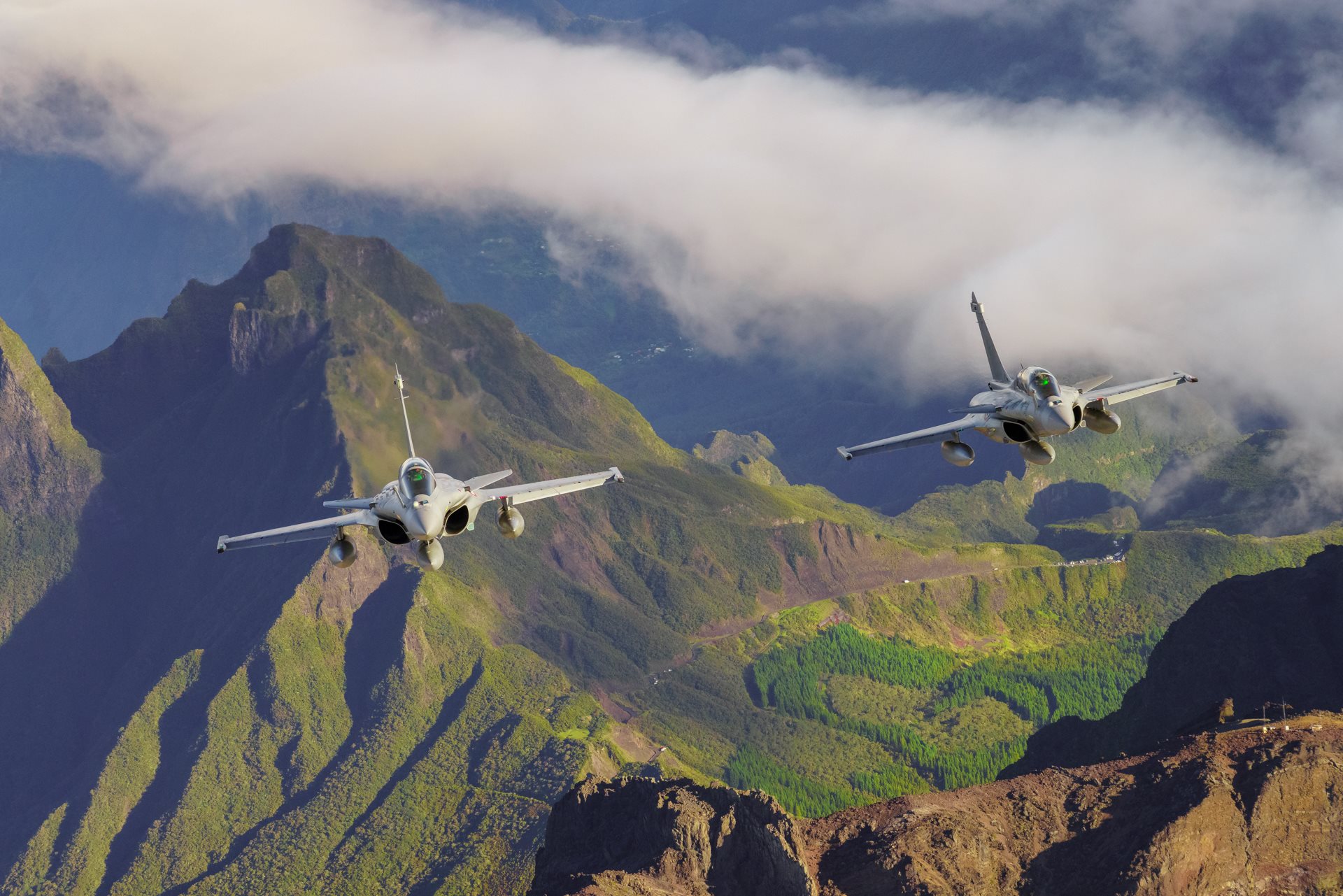 Le Dassault Aviation Rafale F4 annoncé favori... en Irlande ...