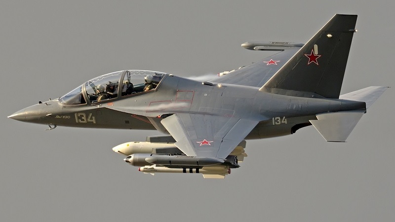 La Russie tente de vendre le jet d'entraînement Yakovlev Yak-130 à l ...