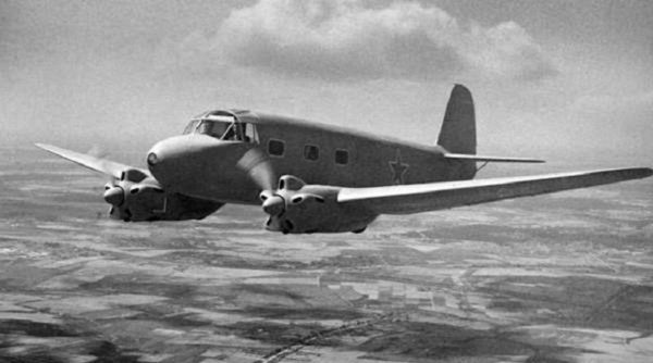 Yakovlev Yak-6 'Crib' — avionslegendaires.net