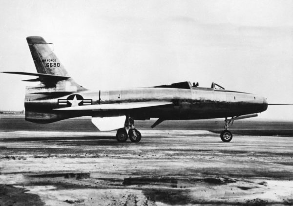 Republic XF-91 Thunderceptor — avionslegendaires.net