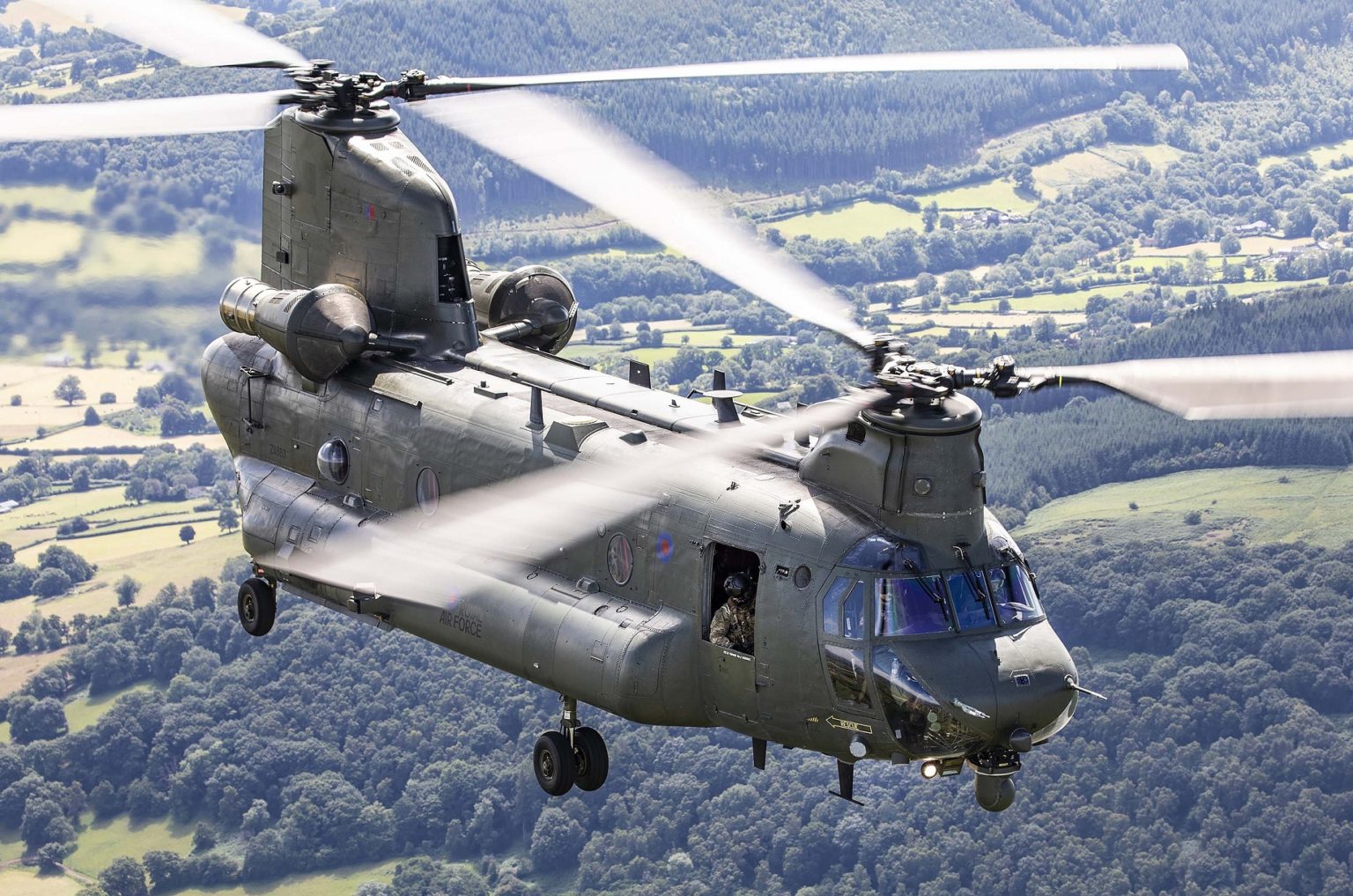 Les Chinook HC6/HC6A de la RAF enfin à maturité. — avionslegendaires.net