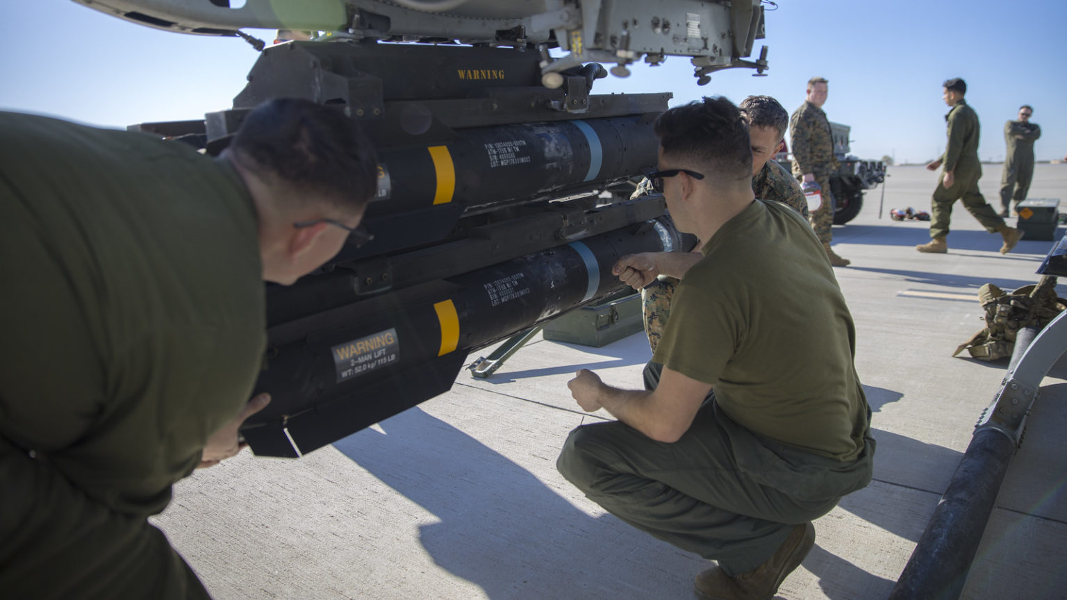 Feu vert à l'intégration du missile AGM-179 JAGM sur AH-1Z Viper et AH ...