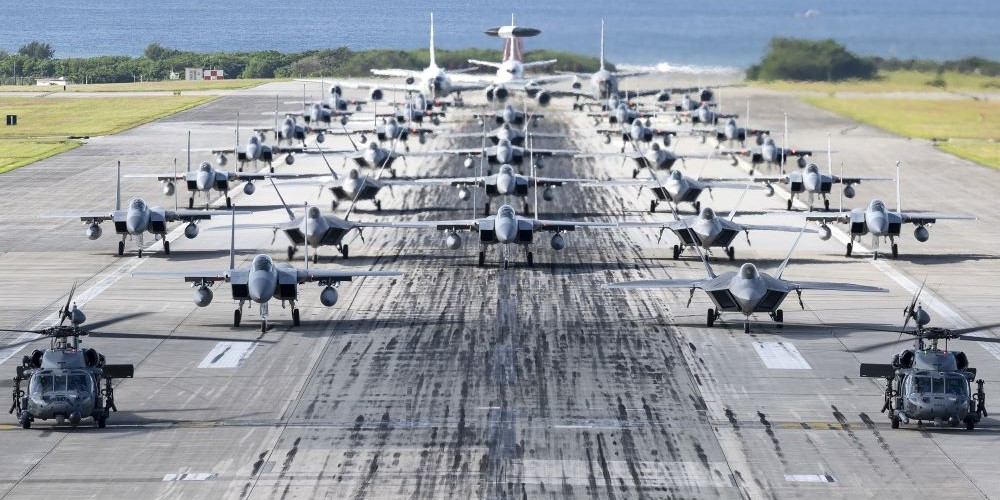 Elephant Walk américain au Japon. — avionslegendaires.net
