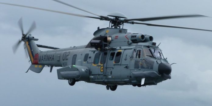 Démonstration de force des EC725 Caracal de l'aéronavale brésilienne. - avionslegendaires.net