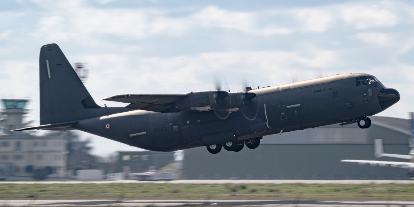 Un C-130J-30 Super Hercules franco-allemand engagé dans l'exercice ...