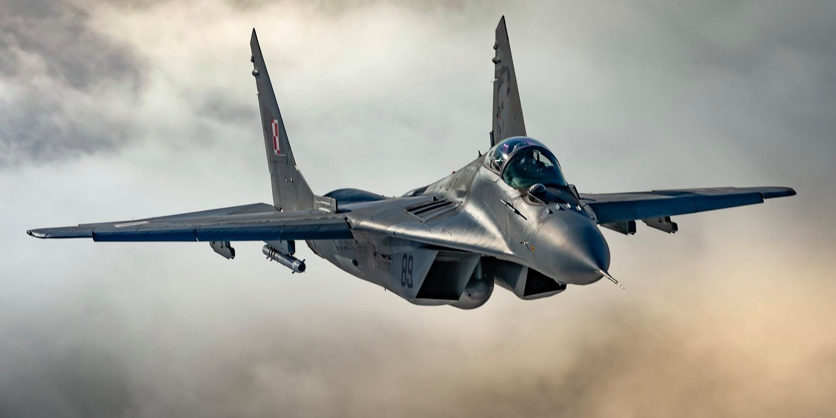 La Pologne a livré ses premiers MiG-29 Fulcrum à l'Ukraine ! — avionslegendaires.net
