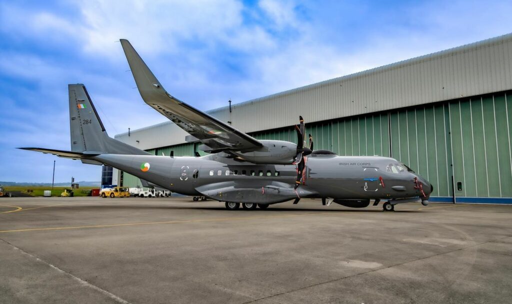 L'Irish Air Corps réceptionne son premier Airbus DS C295 Persuader ...