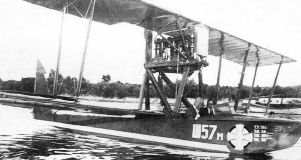 Ikarus SM / IO — avionslegendaires.net