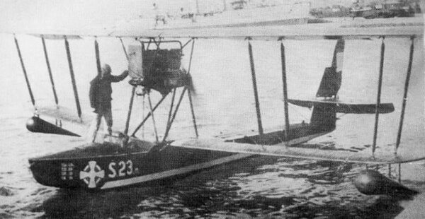 Ikarus SM / IO — avionslegendaires.net