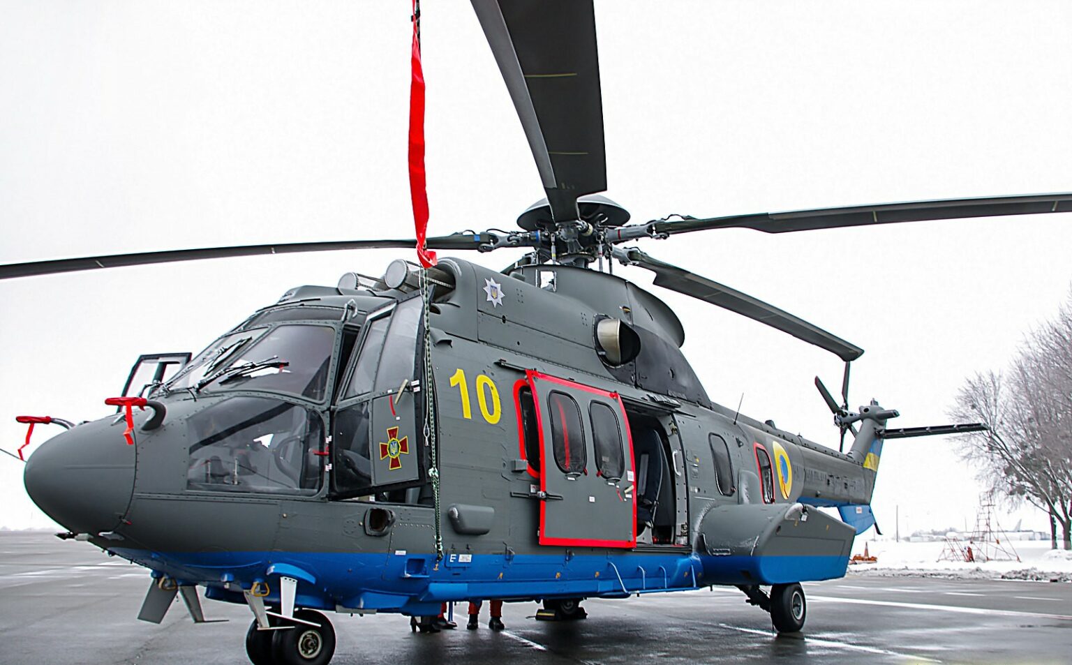 Ces Airbus Helicopters H225 qui viennent gêner la propagande du Kremlin. — avionslegendaires.net