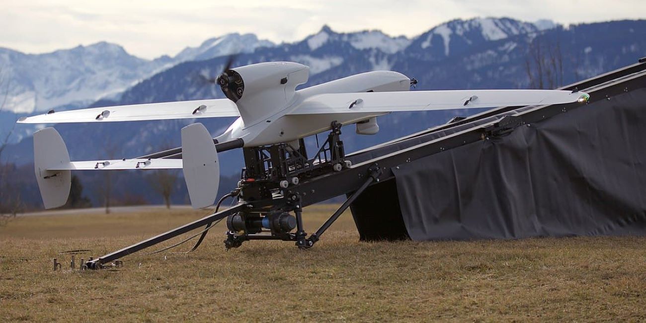 L'Ukraine va recevoir de l'Allemagne des drones Luna NG. — avionslegendaires.net