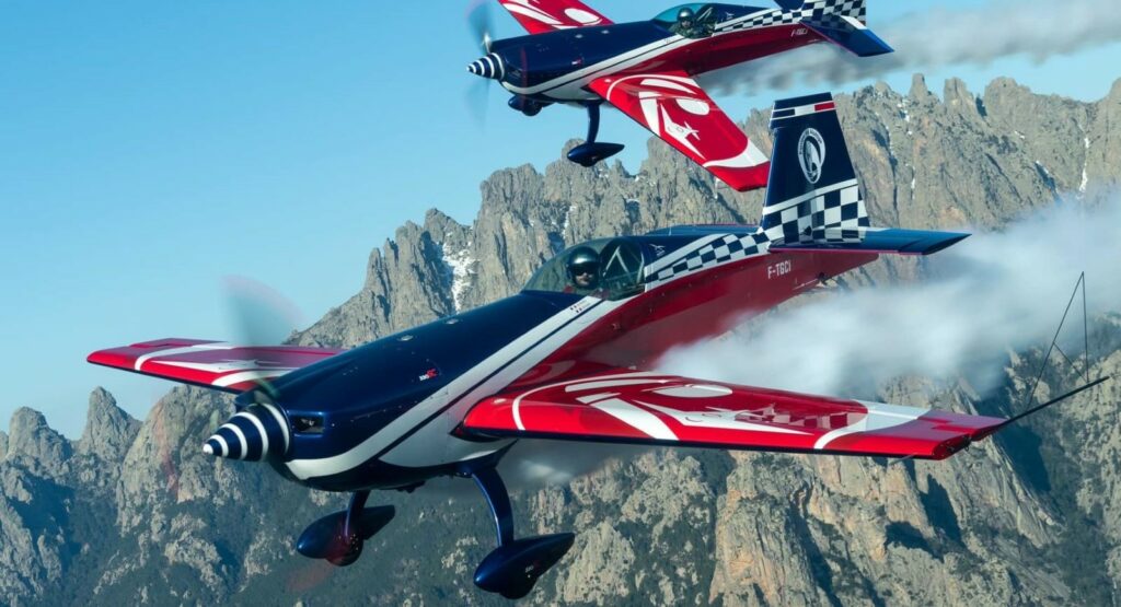 Air-Defense.net - Section actualité - Avec ses Extra 330SC l’EVAA ...