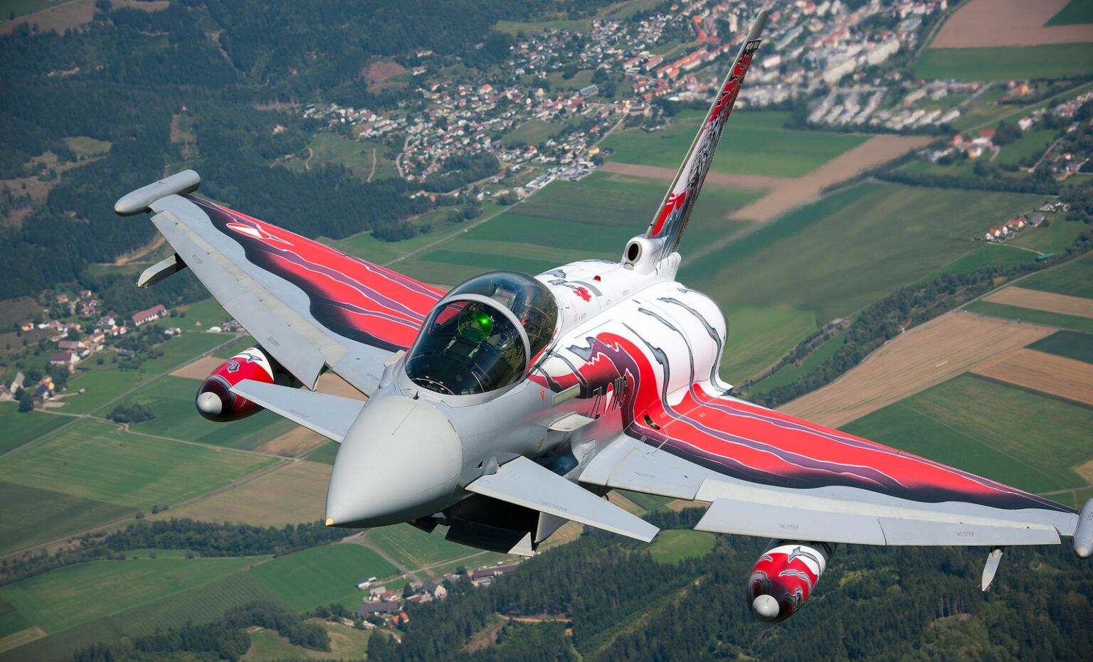 Airbus, Boeing, Leonardo, Lockheed-Martin, et UAC : quelles sont les ...