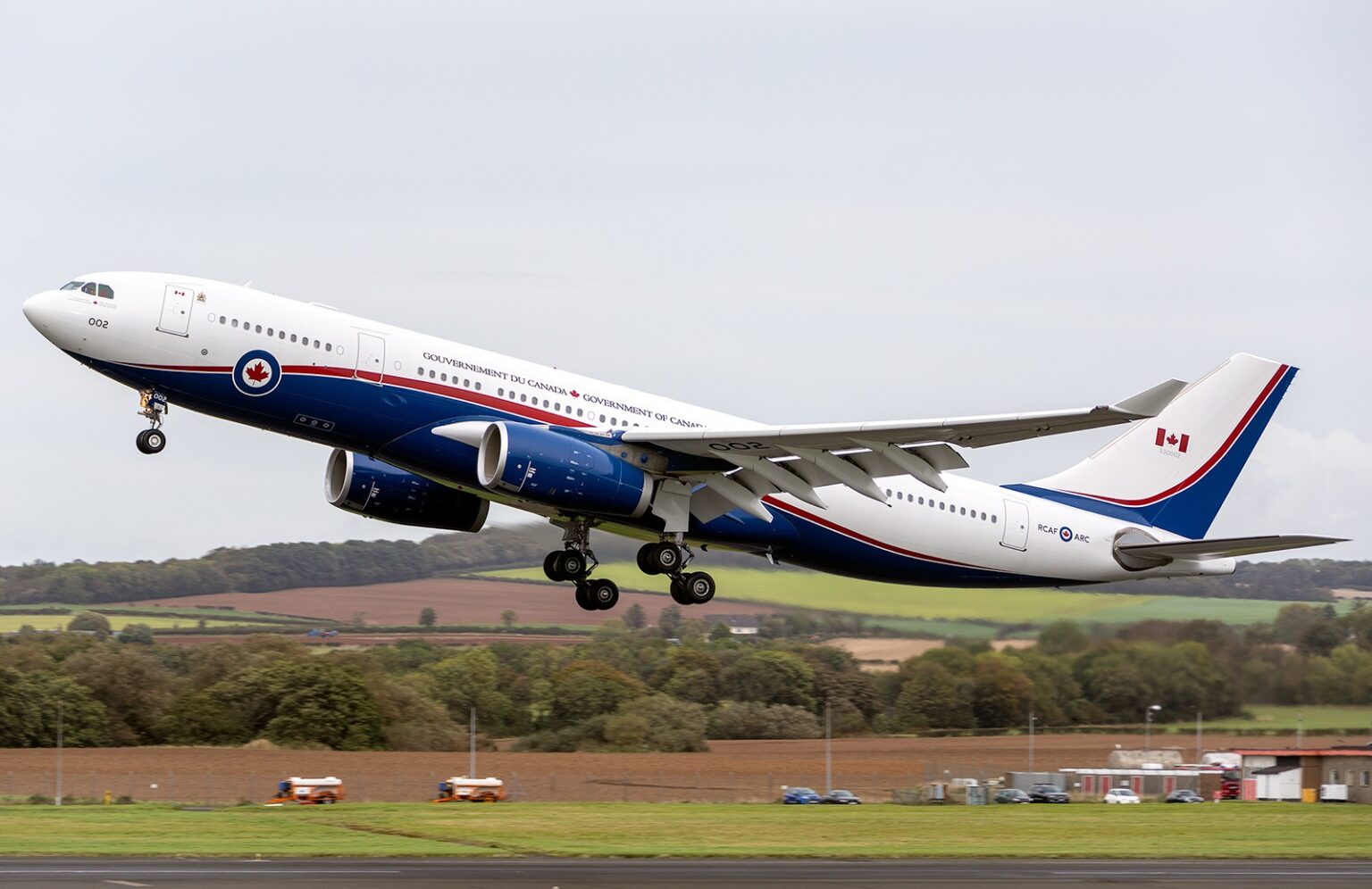 L'Aviation royale canadienne fête ses 100 ans ! — avionslegendaires.net