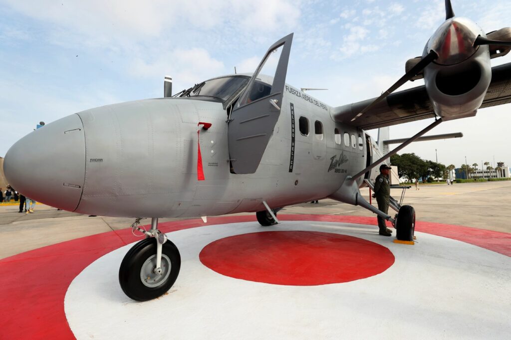 Le Pérou, premier utilisateur militaire du "tout nouveau" Twin Otter ...