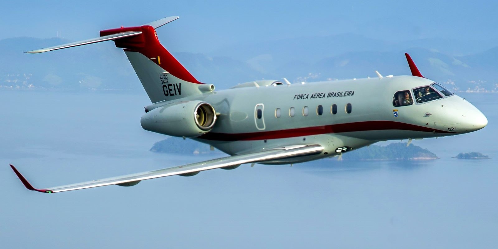 Legacy 500 sous l'uniforme. — avionslegendaires.net