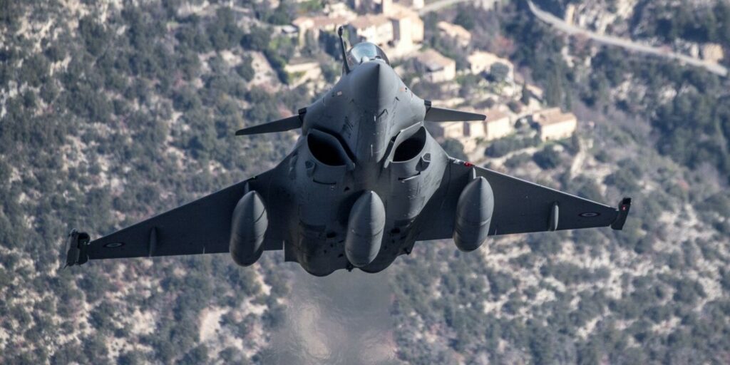 Avionslegendaires.net - Aviation militaire & Aéronautique de défense