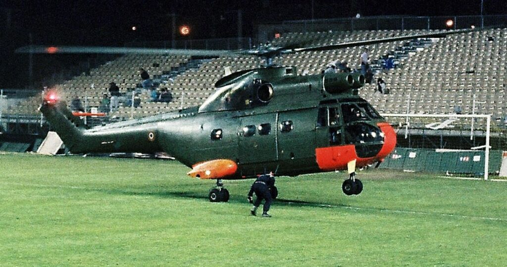 Le SA.330B Puma souffle ses 50 bougies dans l'Armée de l'Air et de l ...