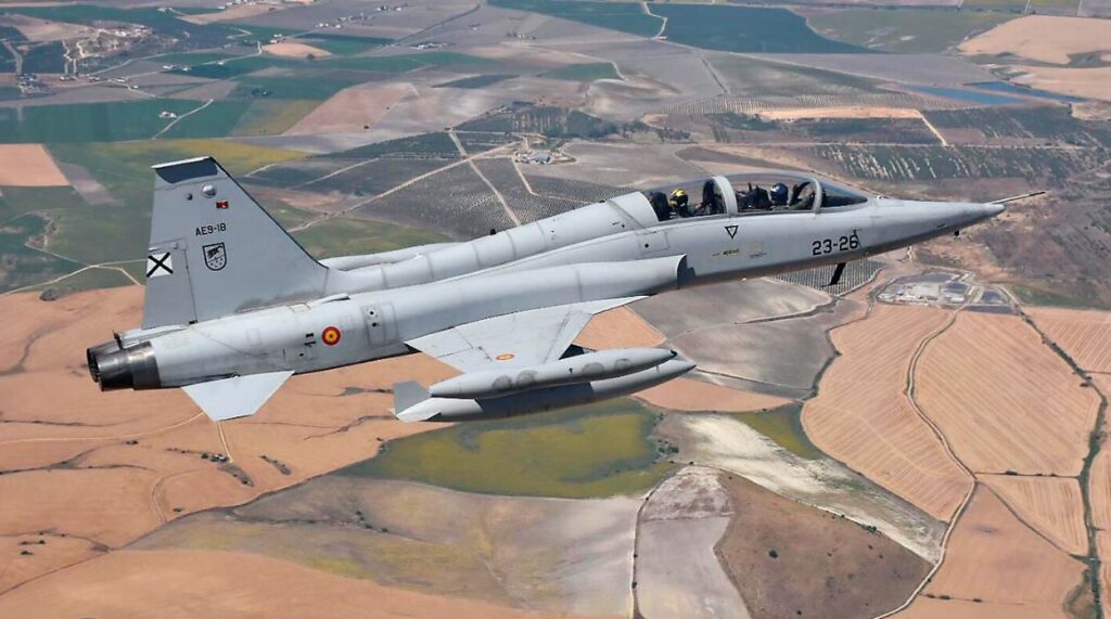 L'Espagne relance (encore) le remplacement de ses F-5M Freedom Fighter. — avionslegendaires.net