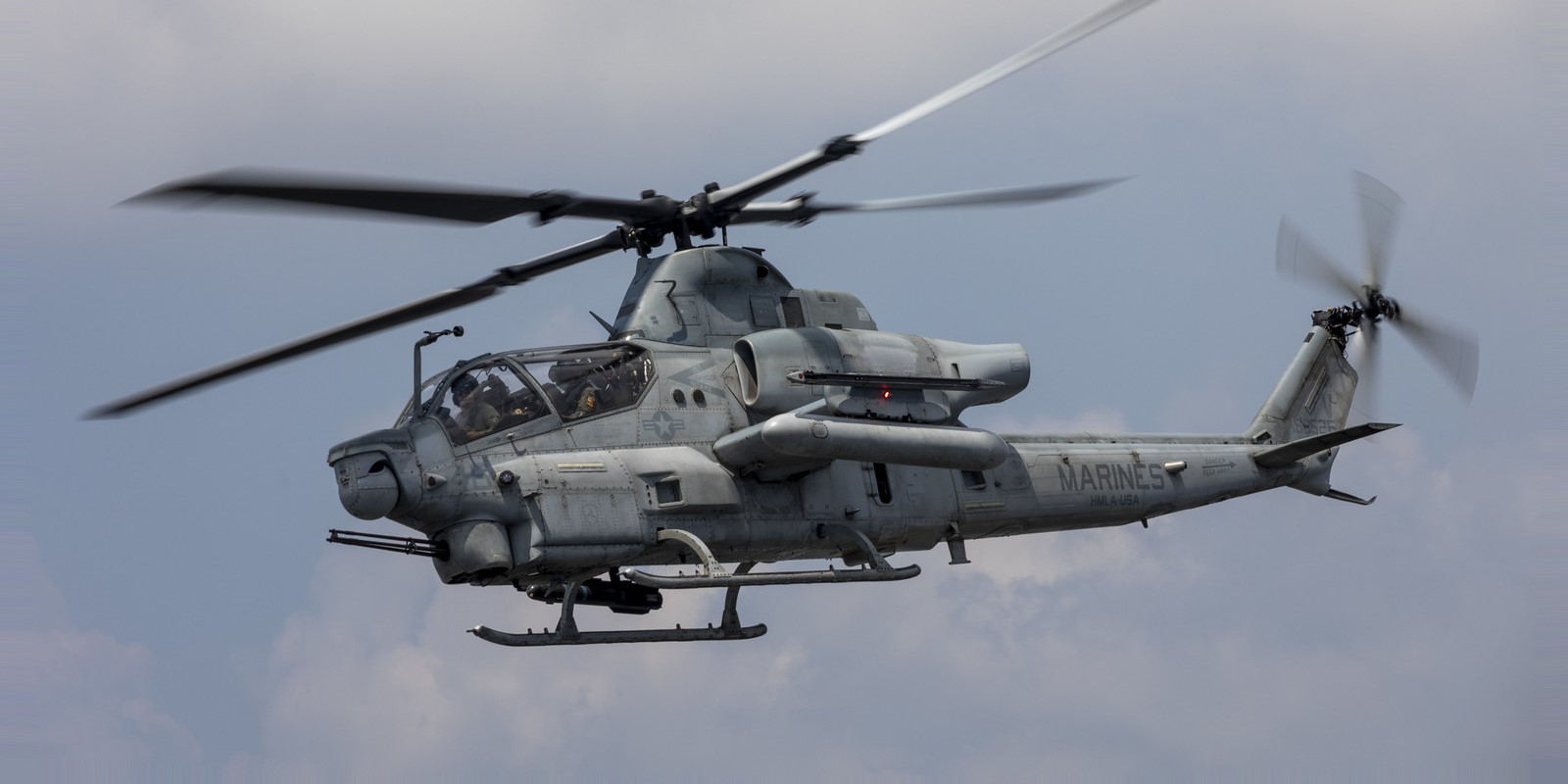 L'Ukraine veut le Bell AH-1Z Viper. — avionslegendaires.net