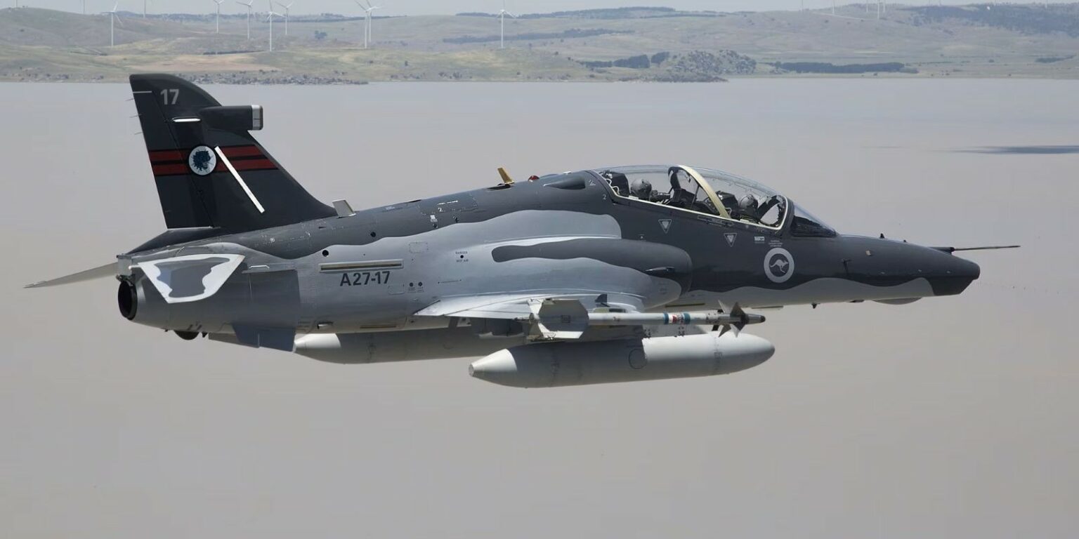 Dassault Aviation a présenté le premier Rafale F4 destiné aux Émirats ...