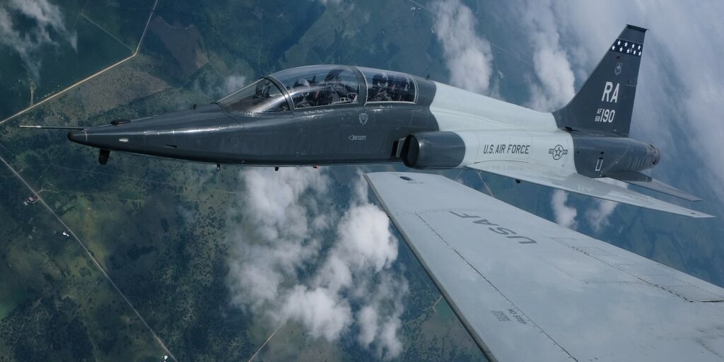 Avionslegendaires.net - Aviation militaire & Aéronautique de défense