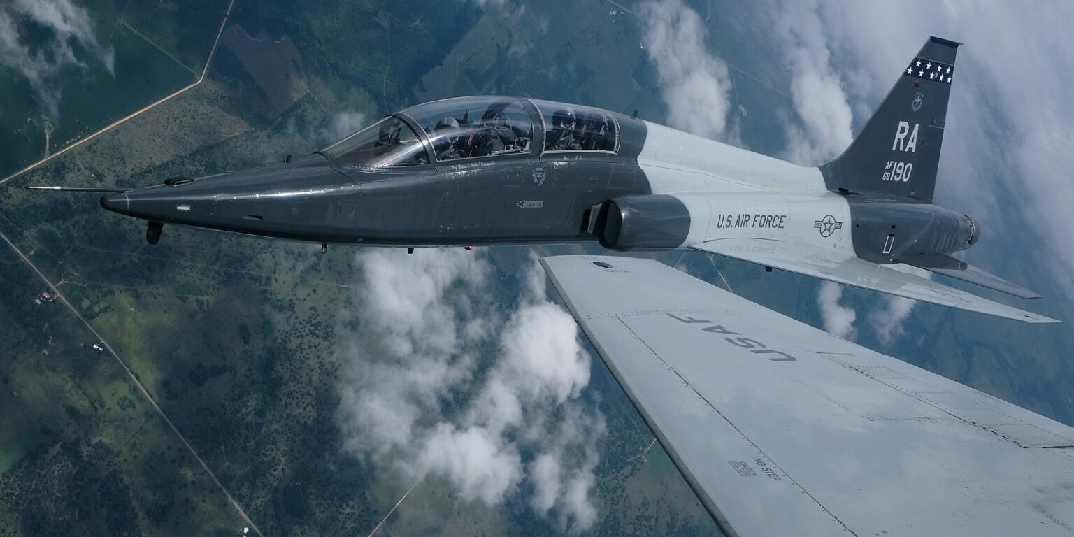 Dassault Aviation a présenté le premier Rafale F4 destiné aux Émirats ...
