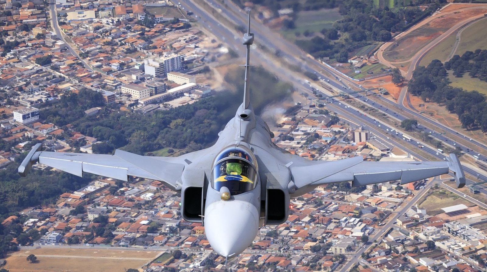 La Colombie devient le 2ème pays sud-américain à choisir le JAS 39 E/F ...