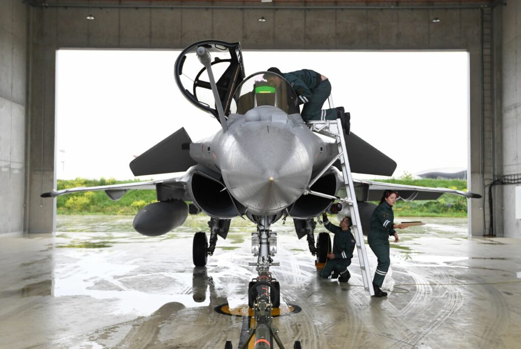 Le Dassault Aviation Rafale F3-R complet en Croatie ...