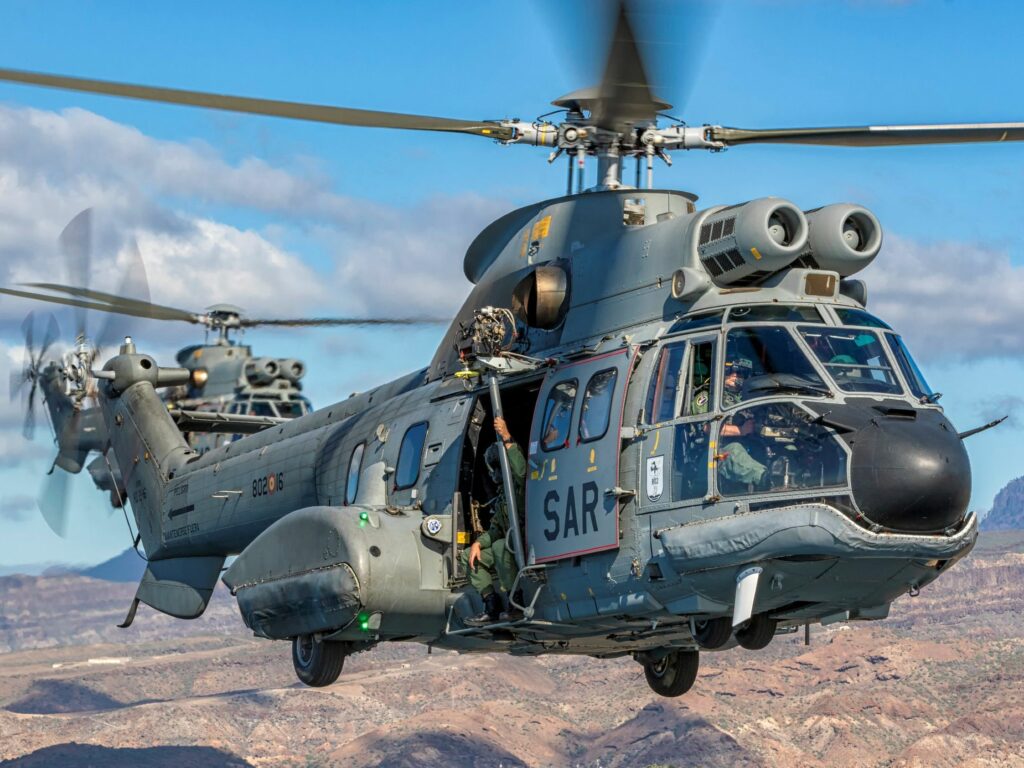 L'Ukraine lorgne sur les Cougar et Super Puma. — avionslegendaires.net