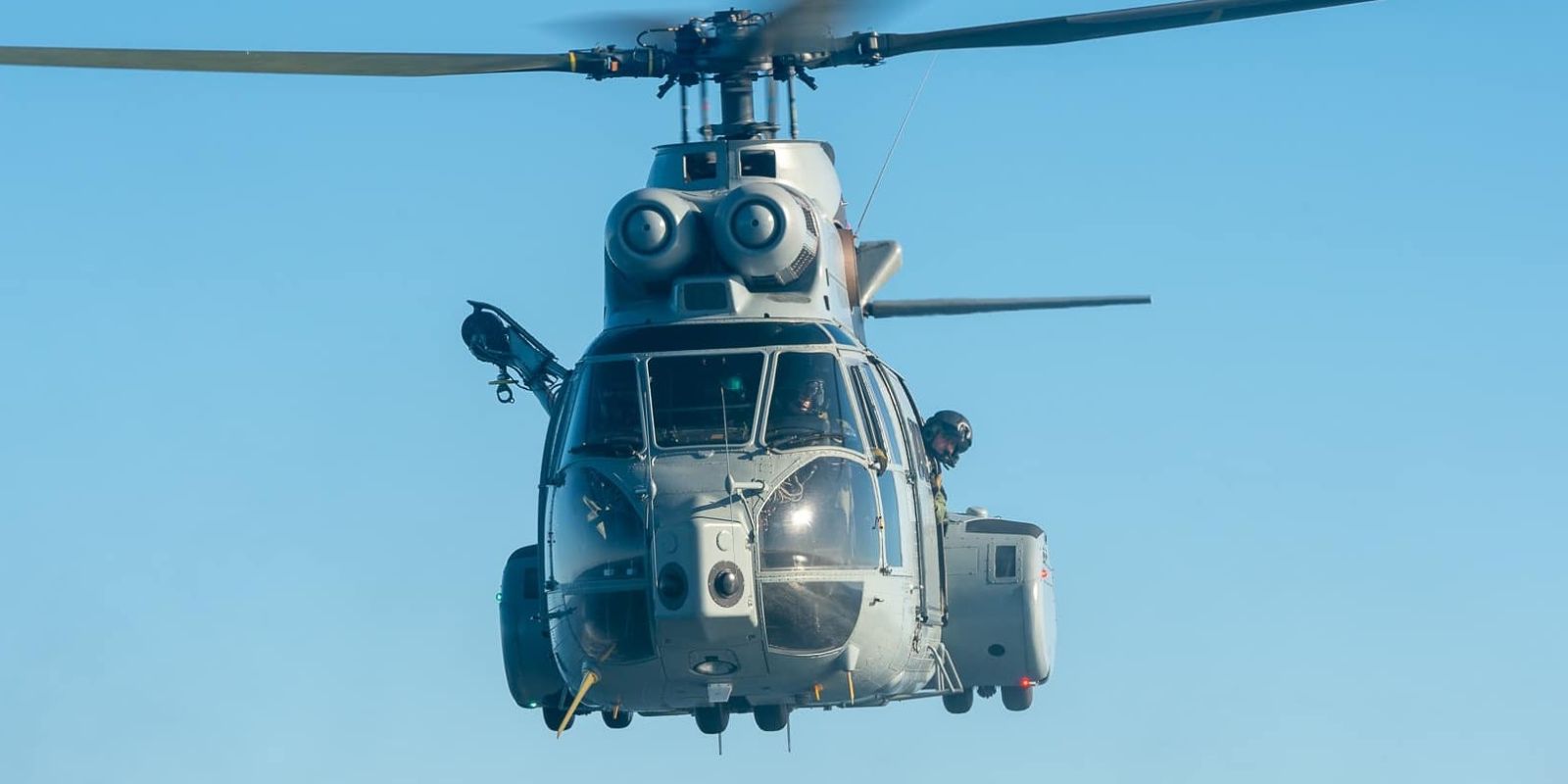 Mission anti feu pour l'Armée de l'Air et de l'Espace en Corse. — avionslegendaires.net