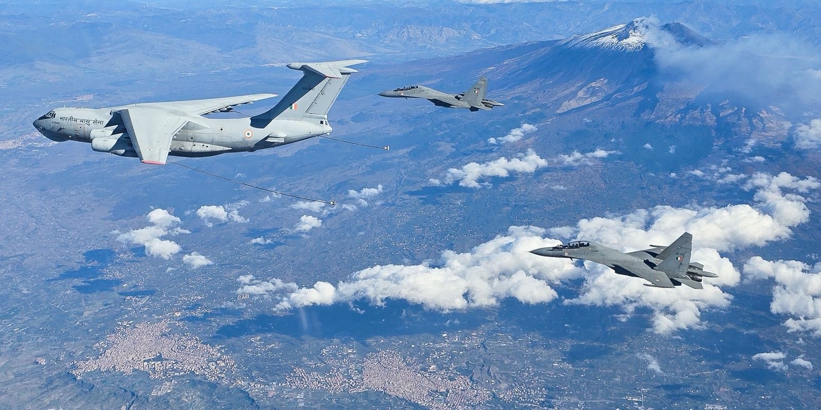 Des Sukhoi Su-30MKI Flanker-H dans le sud-ouest de la France ...