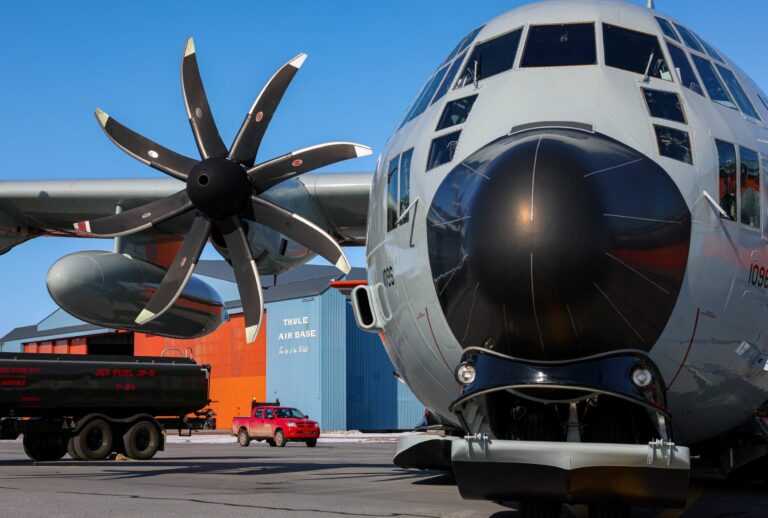 La succession des Lockheed LC-130H Skibird officiellement engagée par l ...