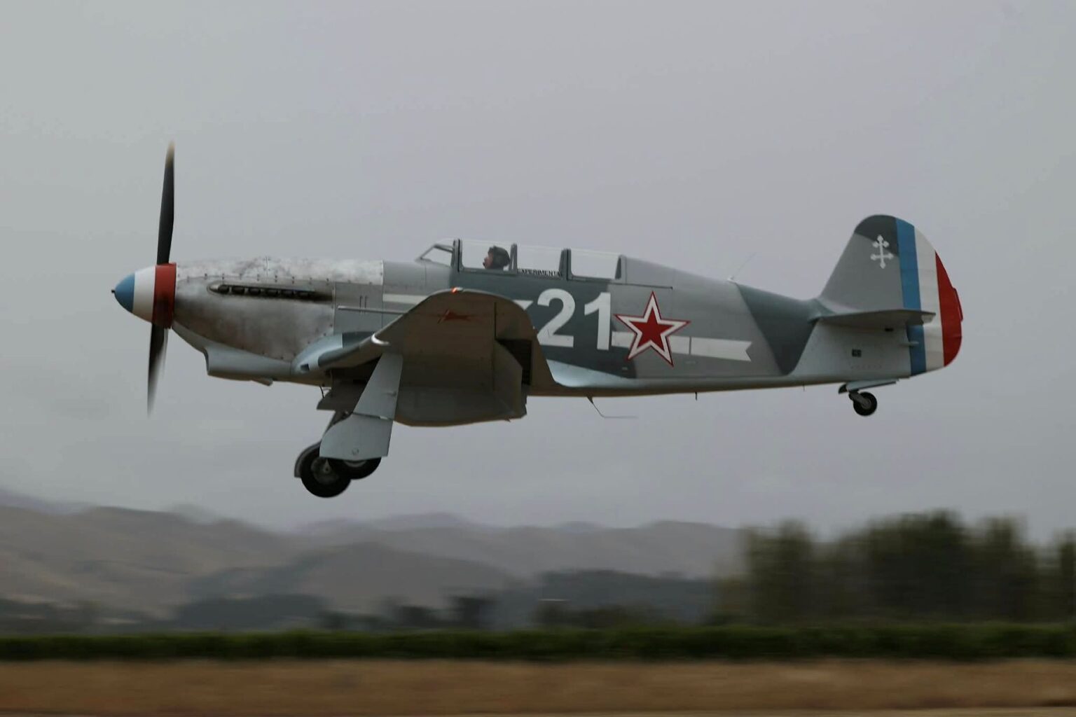 Renaissance d'un Yakovlev Yak-7 du Normandie Niemen ...