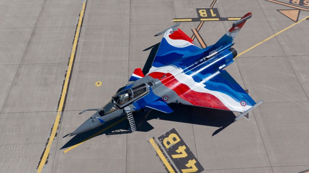 Un Rafale pris de haut ! — avionslegendaires.net