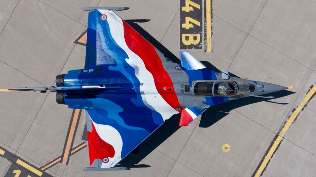 Un Rafale pris de haut ! — avionslegendaires.net
