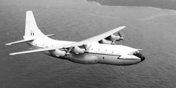 Short SC.5 Belfast — avionslegendaires.net